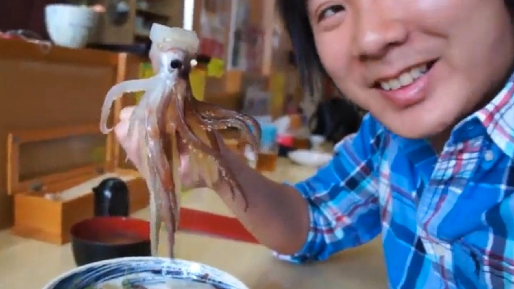 Dead 'Dancing' Squid Eaten By Eager Customer | HuffPost UK News
