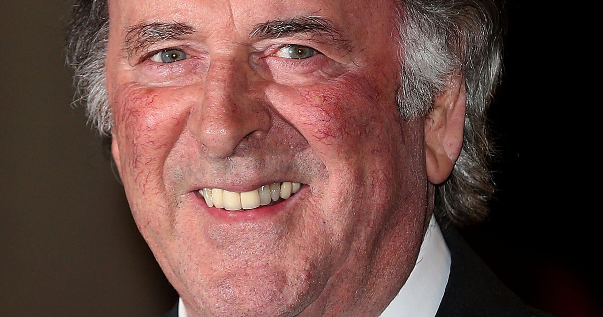 Terry Wogan Dead: Tributes Pour In For Veteran Broadcaster, With Chris ...