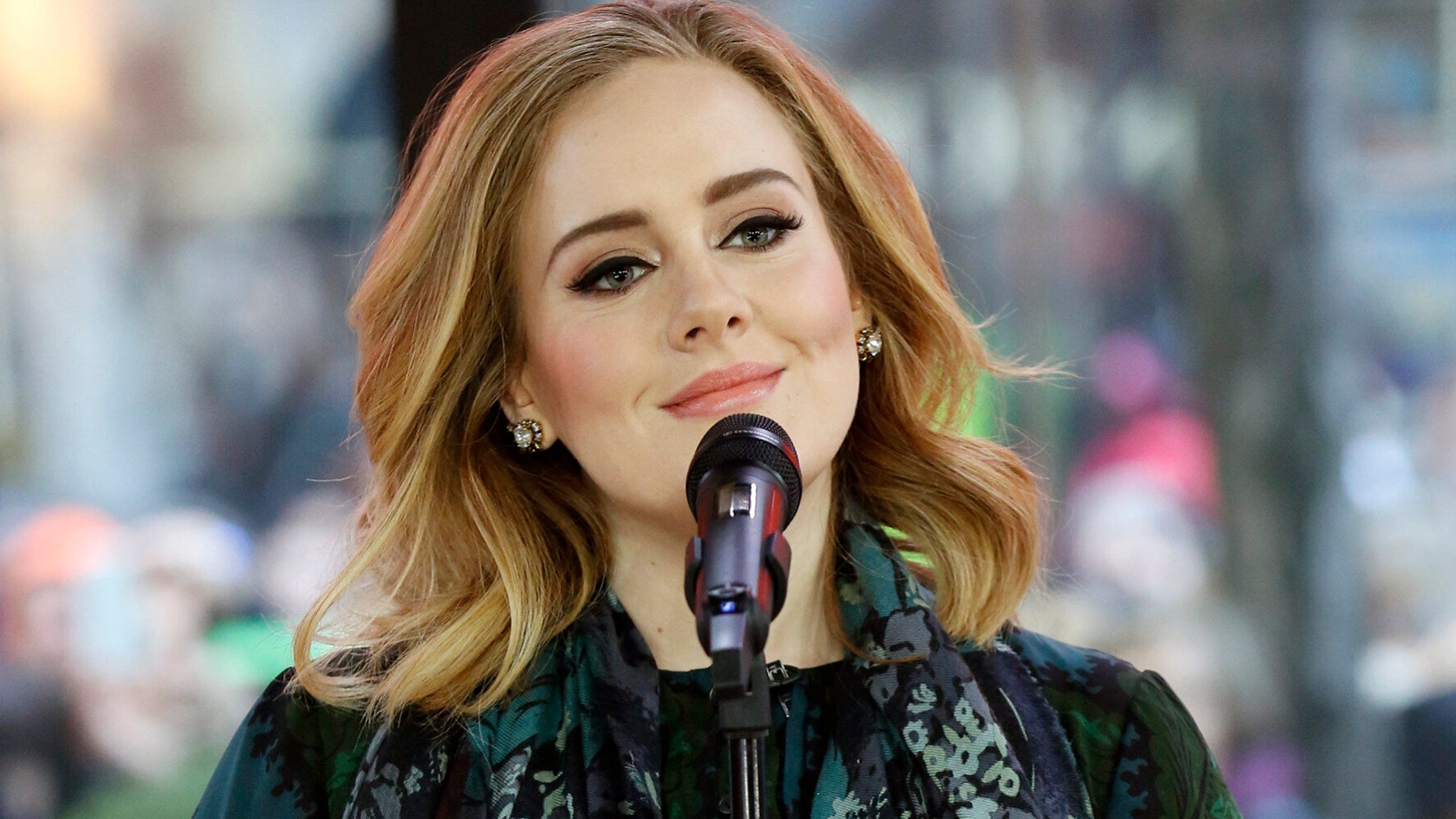 Adele Tour: ‘25' Singer Announces European Live Shows For 2016 ...