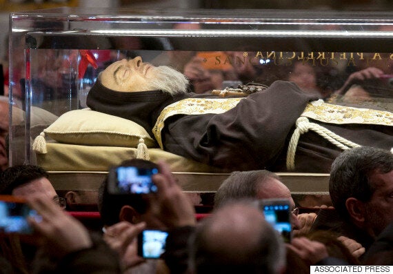 Padre Pio's 50-Year-Old Corpse Is Paraded Through The Streets Of Rome ...