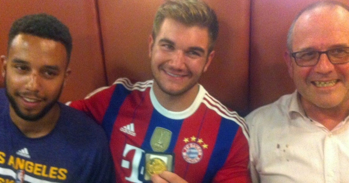 Paris Train Gunman: British Man Helped To Disarm Attacker | HuffPost UK ...