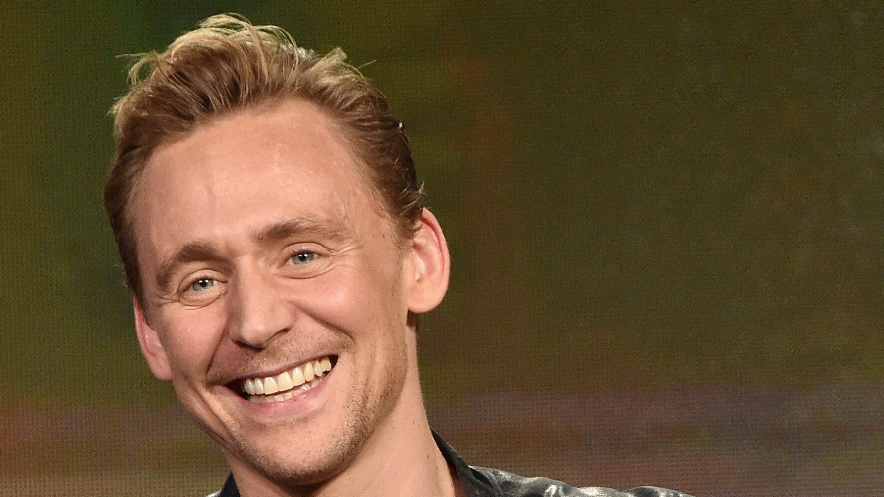 Tom Hiddleston Is Naked In The Trailer For His New Film High Rise tom-hiddleston-is-naked-in-the-trailer-for-his-new-film-high-rise