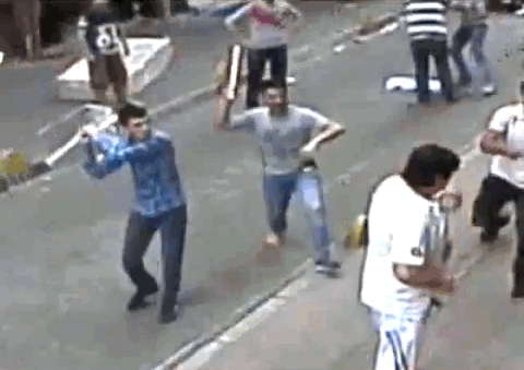 Irish 'Boxer' Fights Entire Istanbul Neighbourhood In Amazing Video ...