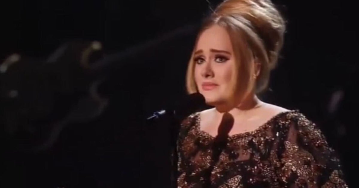 Adele Cries After 'When We Were Young' Performance, During First Live ...