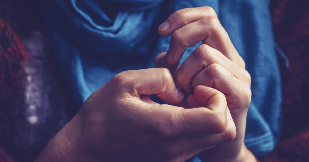 How To Stop Your Hands From Shaking: Technique For Managing Nerves And ...