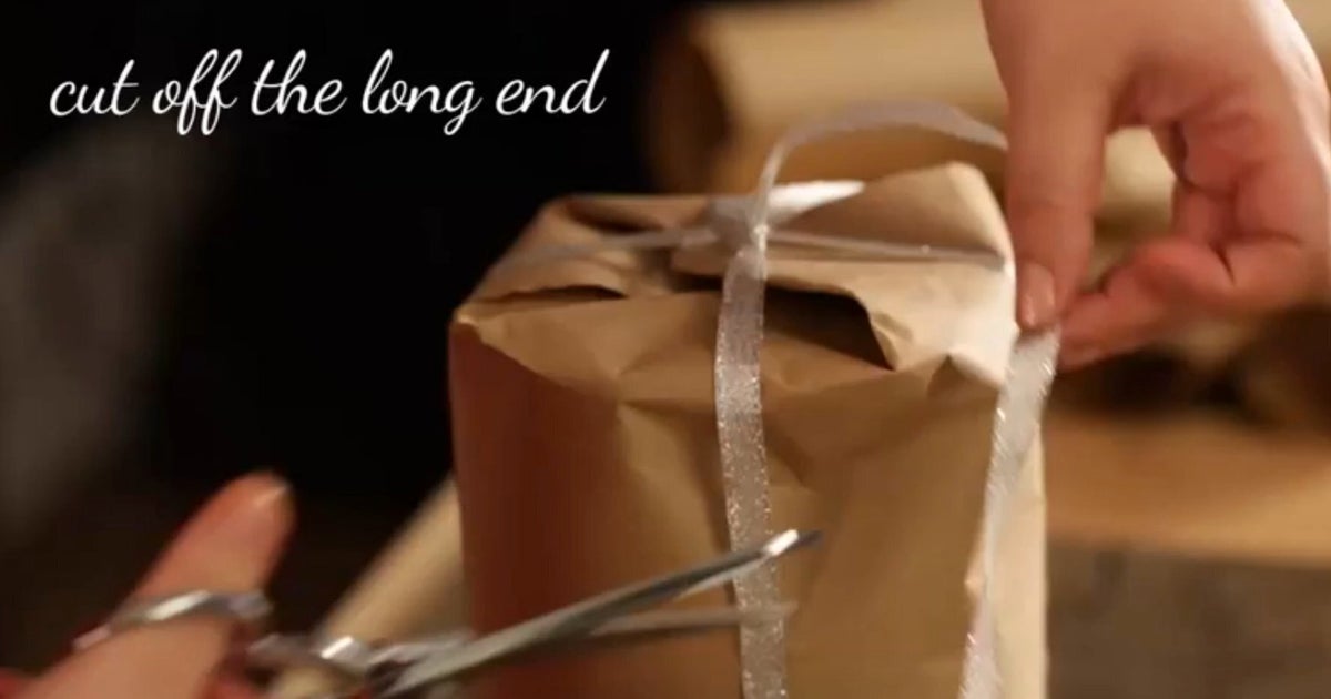 How To Wrap Oddly-Shaped Gifts This Christmas | HuffPost UK Life