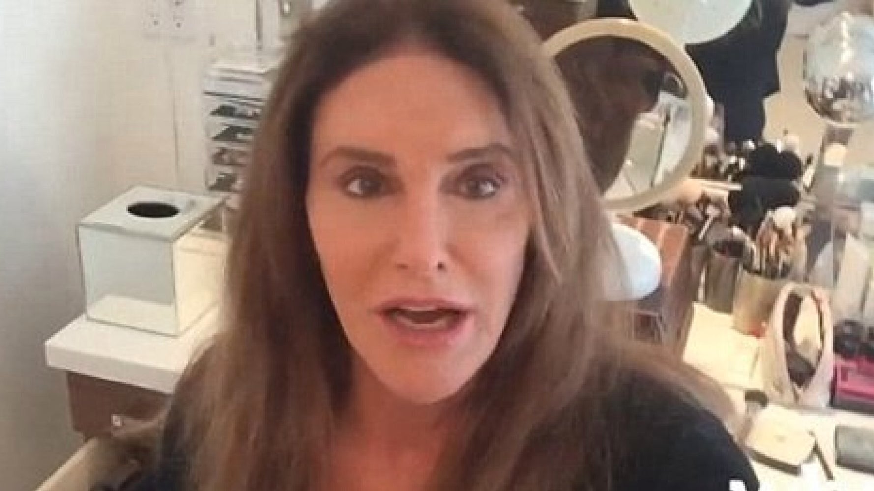 Caitlyn Jenner Discusses Skincare In Latest Video, Then Reveals Beauty ...