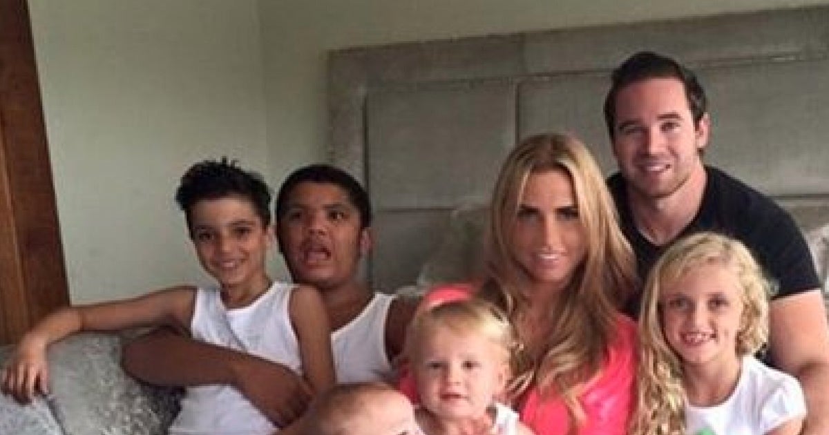 Katie Price Shares Rare Full Family Photo With All Five Kids: 'My Most ...