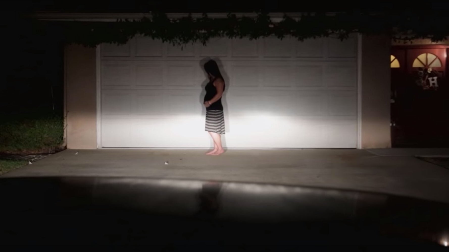 Pregnancy Announcement Horror Film Sets A New Standard For Baby News ...