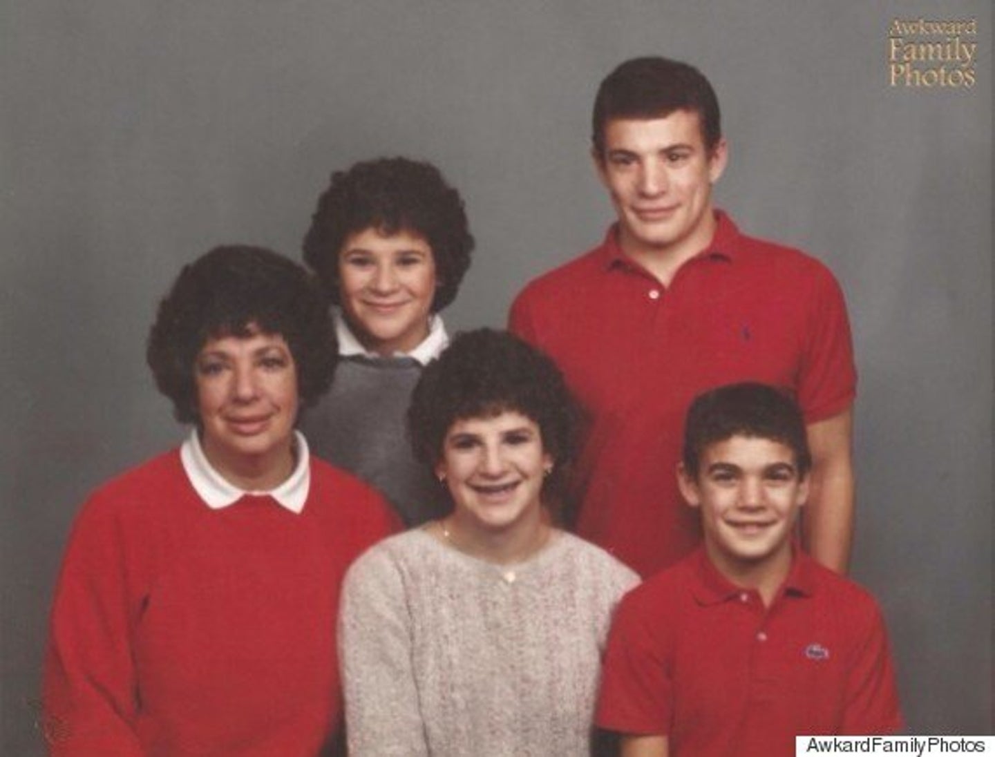 Awkward Family Photos: 12 Embarrassing Mum Photos That Prove Why They ...