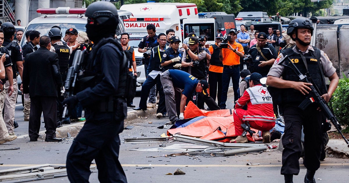 Jakarta Attacks: Seven Dead After Militants Open Fire And Detonate ...