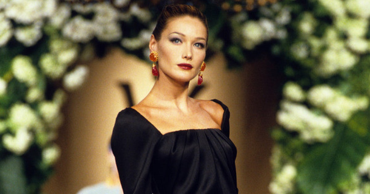 Paris Fashion Week History: Gorgeous Vintage Photos Show The Catwalk ...