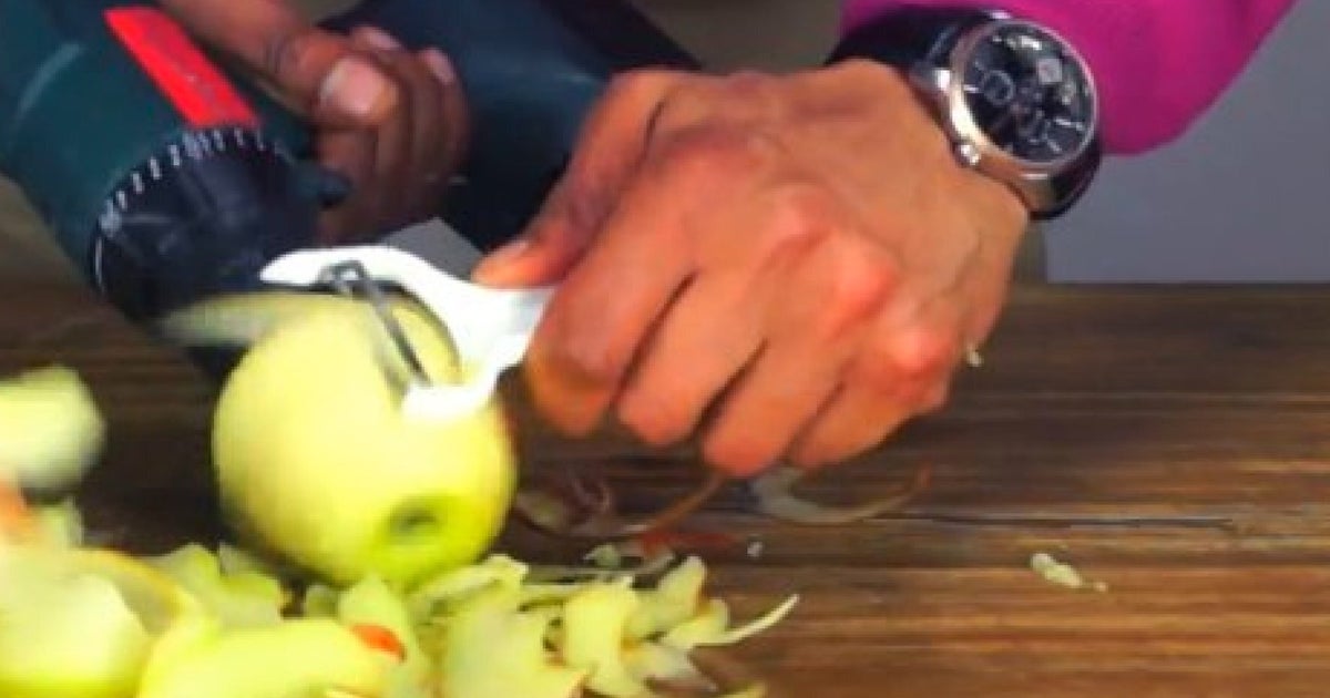 Life Hack: This Is The Fastest Way To Peel An Apple Ever Invented ...