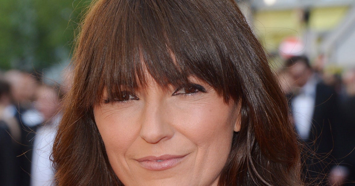 Davina Mccall On How Being Abandoned By Her Mother Made Her Want To Be The Perfect Mum