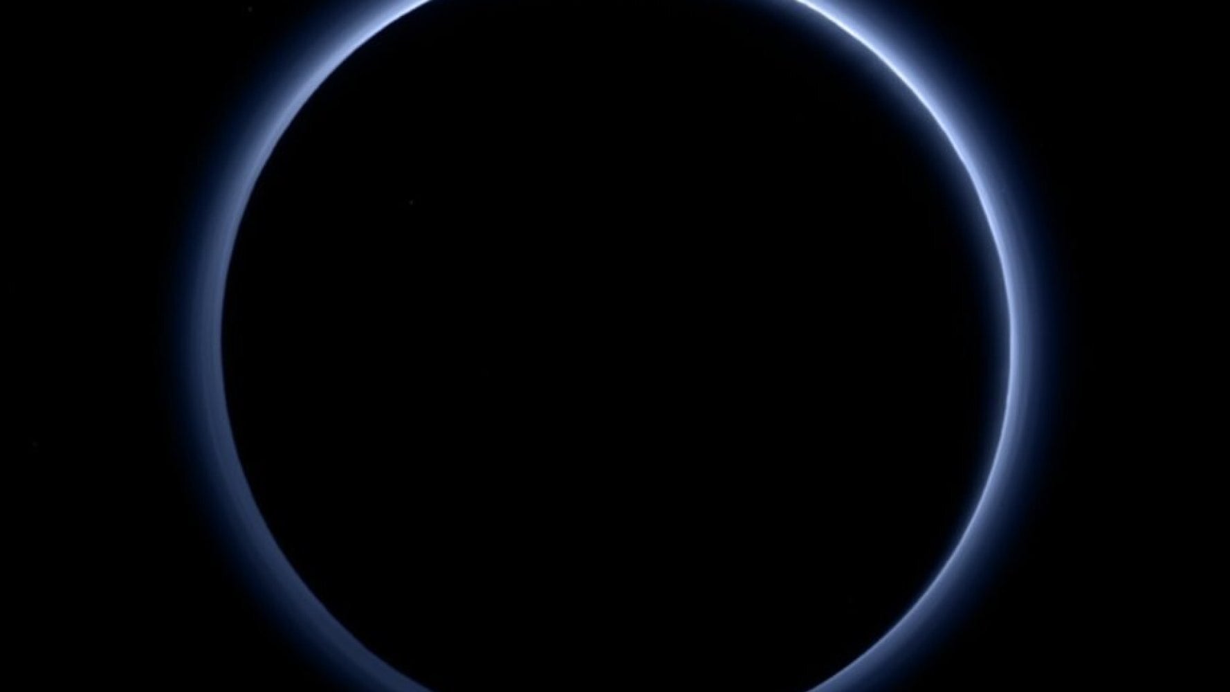 NASA Unveils Pluto's Blue Sky And Water Ice | HuffPost UK Tech