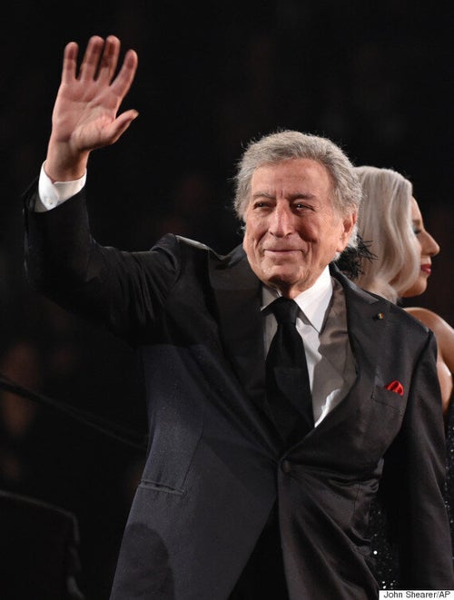 Celebrities React To Tony Bennett 60 Photos - Moonagedaydream.film