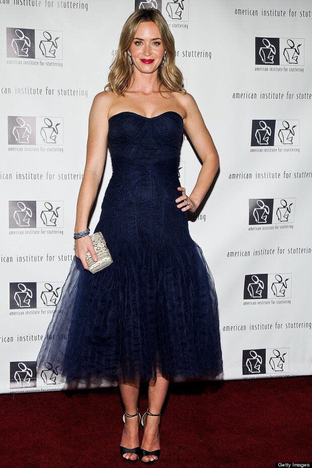 Prom Queen: Emily Blunt Is Stunning In Midnight-Blue Gown At Charity ...