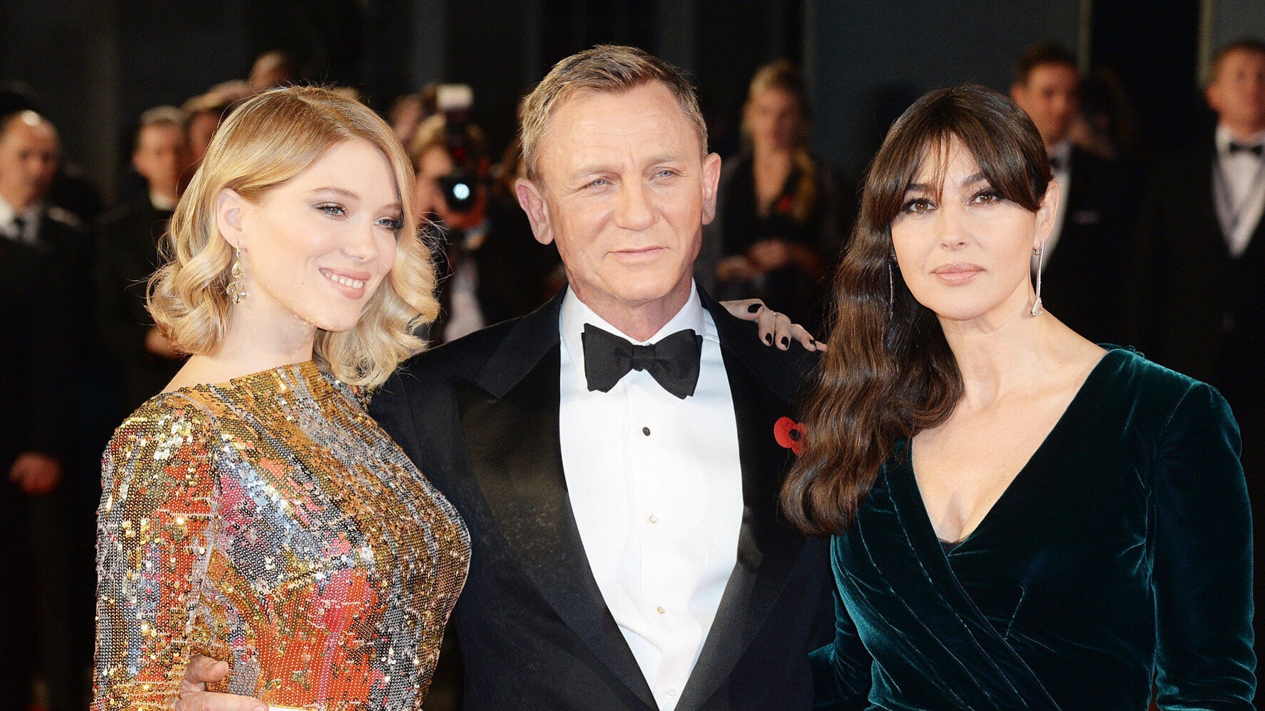Spectre Cast Arrive At London Premiere: James Bond Daniel Craig, Monica ...