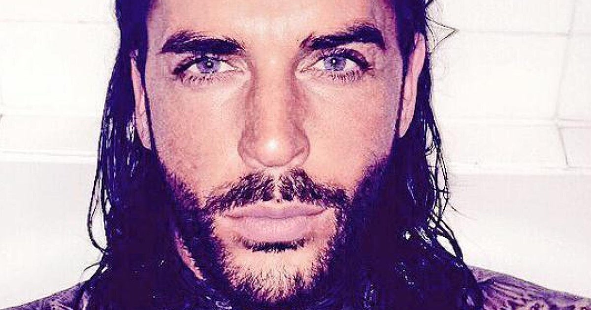 TOWIE's Peter Wicks: 72 Shameless Selfies Of The Essex New Boy ...