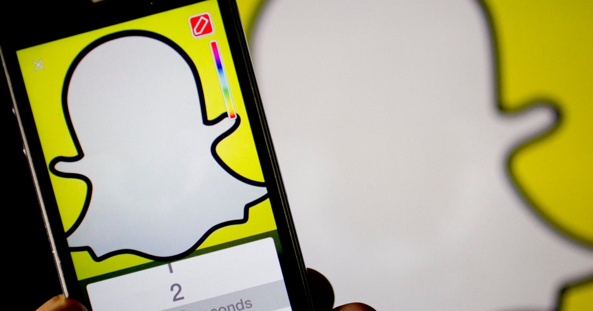 Snapchat Prompts Privacy Concerns As Terms Allow Company To 'Publicly ...