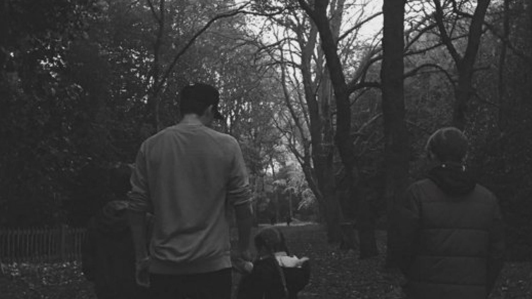 David Beckham Captures Quality Family Time With Kids 'Walking And ...