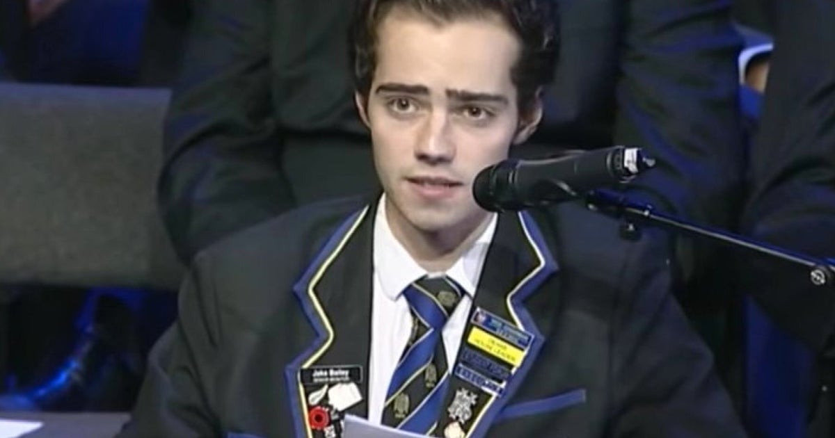 Student Jake Bailey Gives Heartbreaking Speech To School After Finding ...