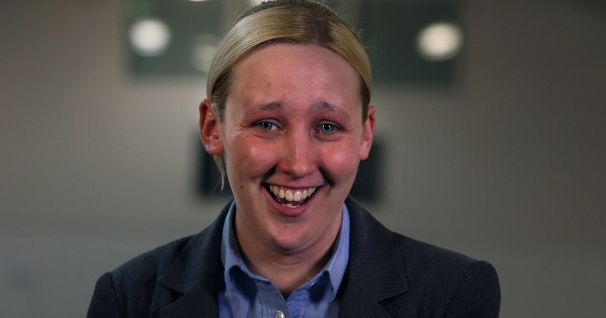 Britain's Youngest MP Mhairi Black Graduates With First Class Degree In ...