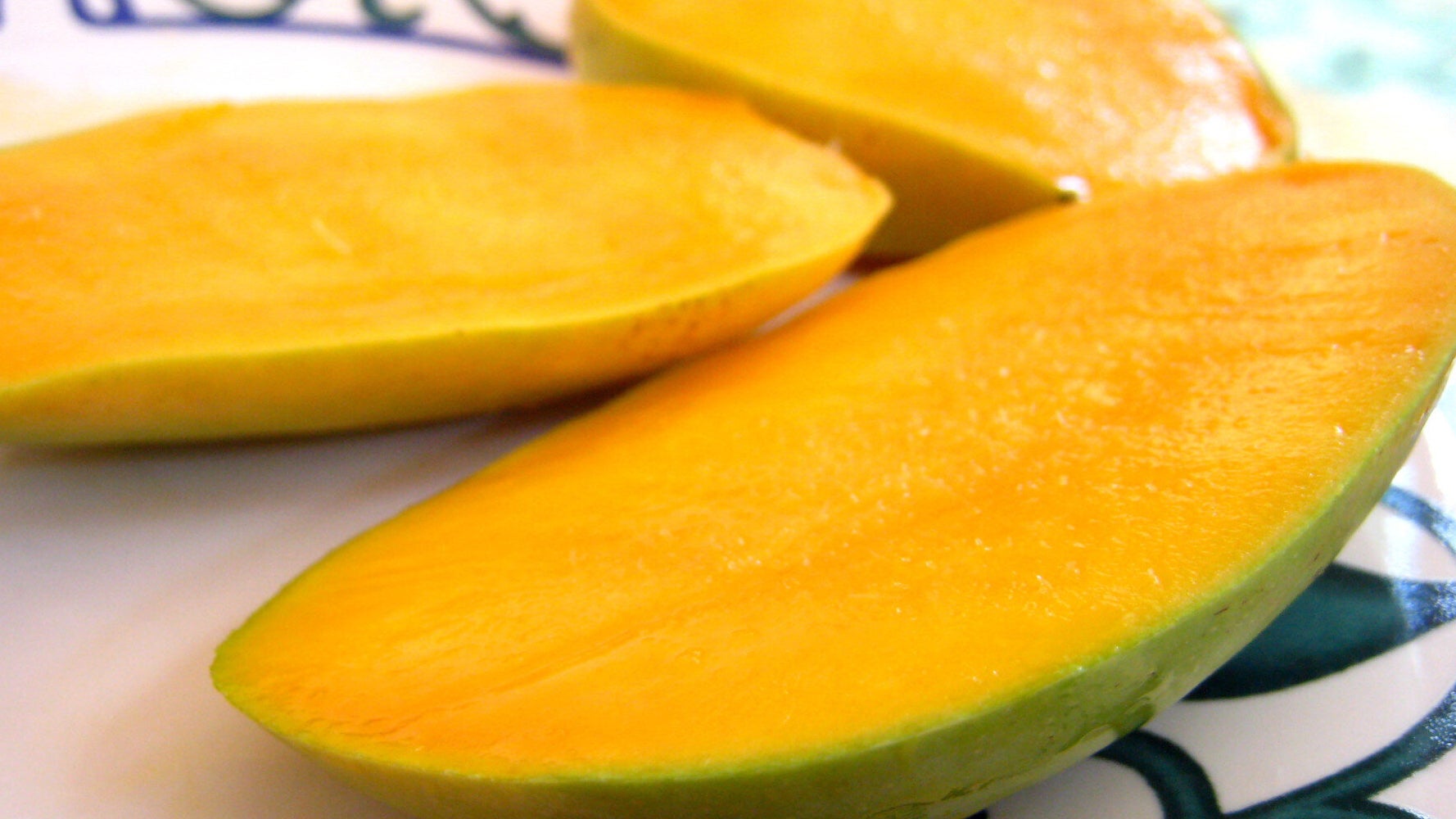 The Perfect Two Ingredient Simple and Sweet Brekky Option | HuffPost UK ...