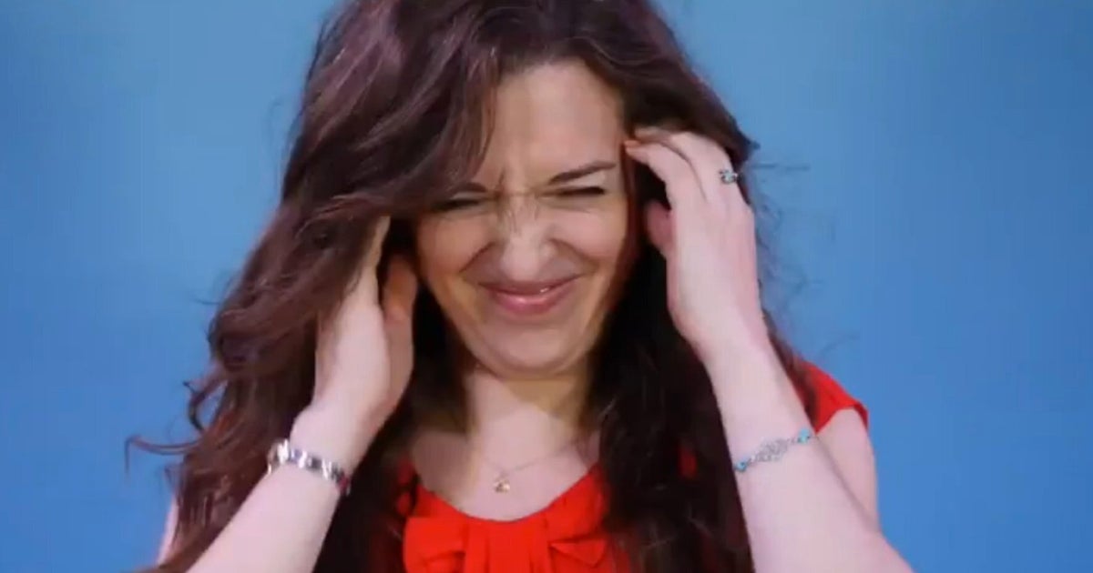 Why Does Watching Someone Else Scratch Make You Feel Itchy? The Reason ...