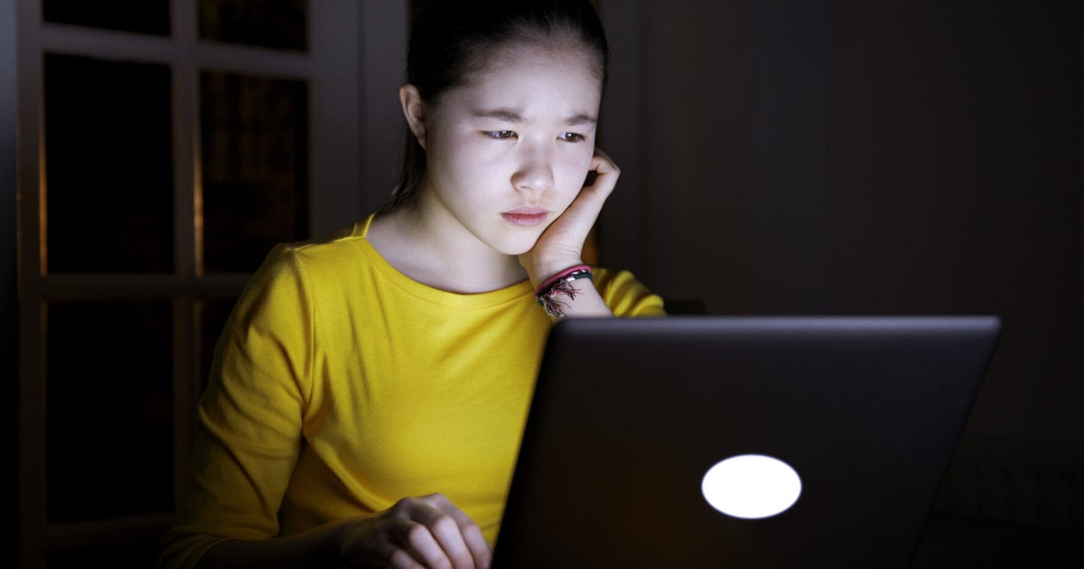 Internet Addiction Disorder. Yes, It's A Thing | HuffPost UK