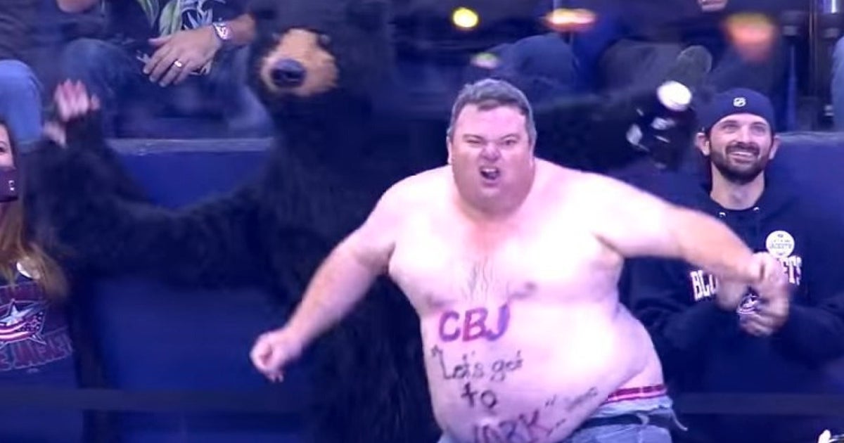 Columbus Blue Jackets Ice Hockey Fan 'Dancing Kevin' Just Redefined How ...