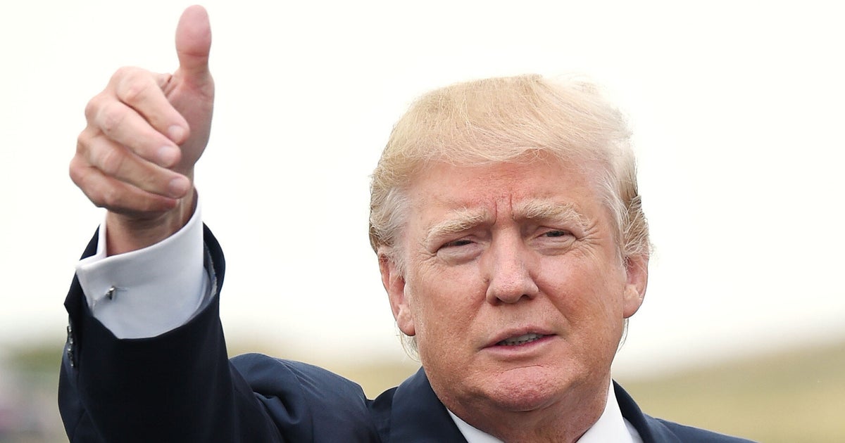 Donald Trump Tweets Picture Of Himself Next To The American Flag And ...