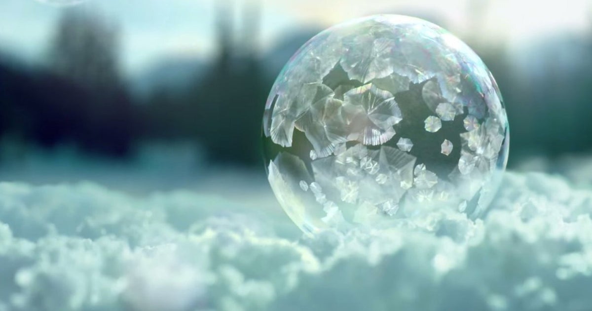 Watch A Bubble Freeze In Mid-Air In 4K | HuffPost UK Tech