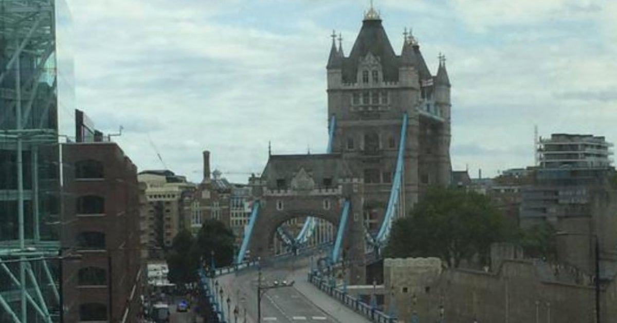 Tower Bridge Bomb Alert Sees Surrounding Area Evacuated | HuffPost UK News