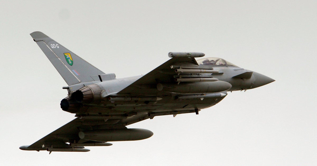 RAF Typhoon Going Supersonic Over Kent Captured On CCTV | HuffPost UK News