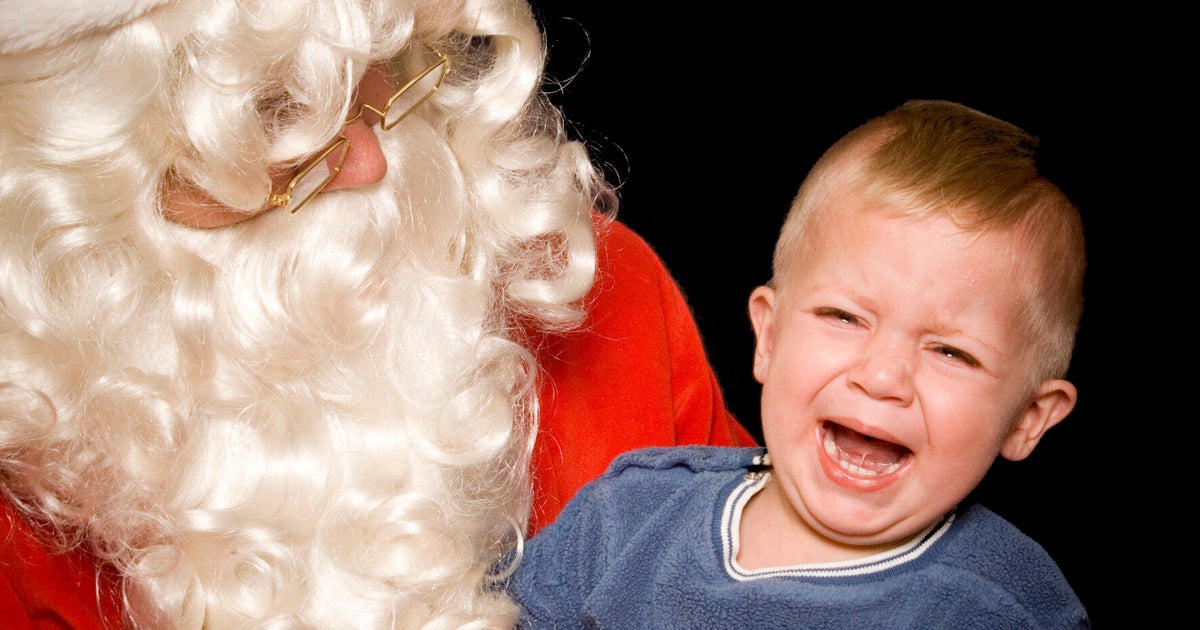 Toddler Scared Witless By Santa Claus Five Months Before Christmas ...