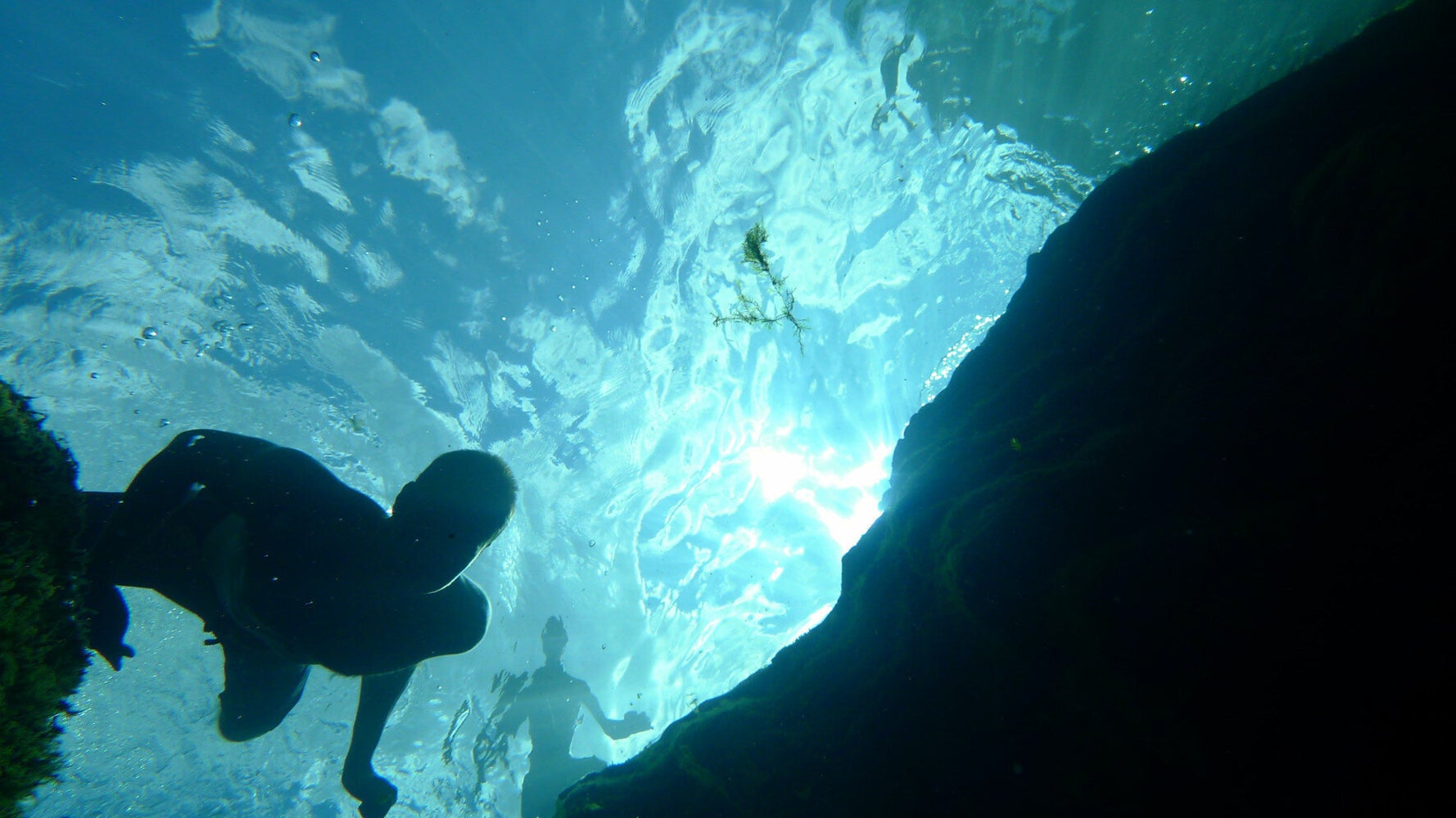 Drowning Diver In Jacob's Well, Texas Films Himself Trying To Escape ...