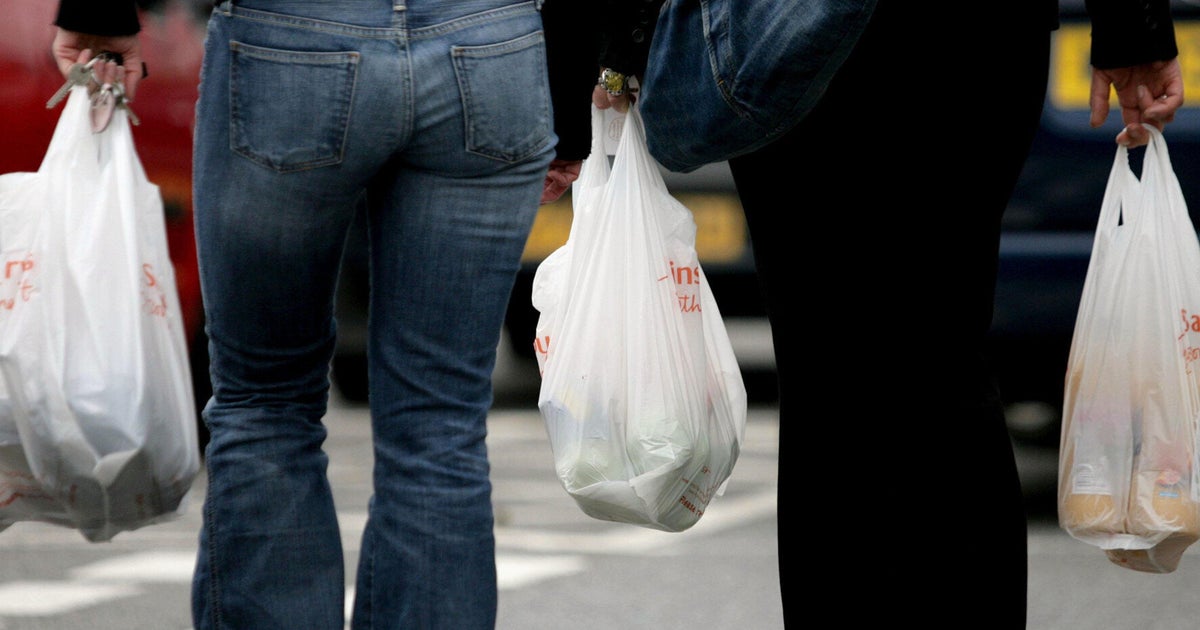 Plastic Bag Use At Supermarkets Rises For A Fifth Year | HuffPost UK News