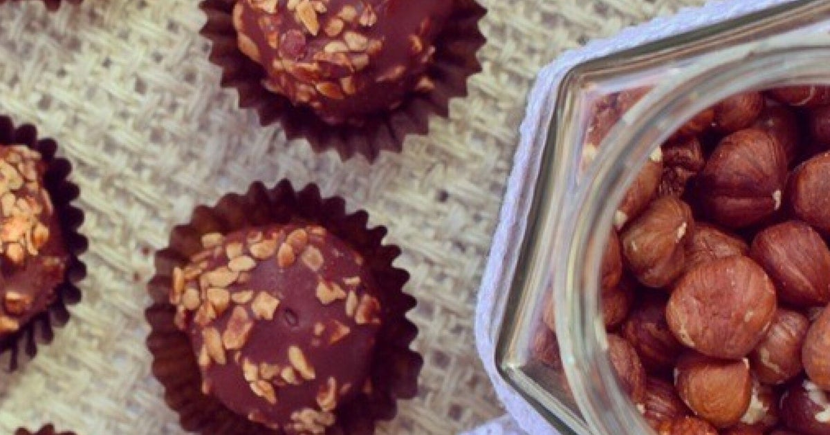 Six Ingredient Chocolate Hazelnut Balls | HuffPost UK Life