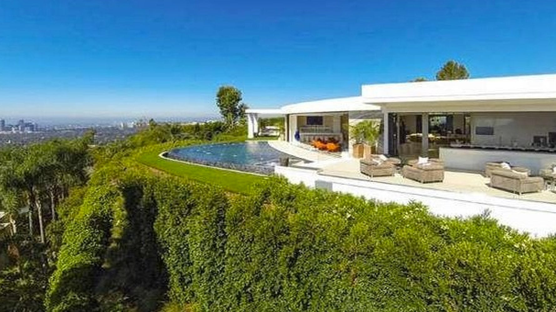 Minecraft Creator Markus 'Notch' Persson Has THE Dream House | HuffPost ...