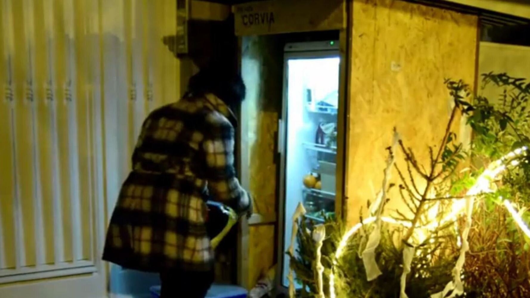 Free Go: A Public Fridge Where People Leave Food For The Homeless And ...