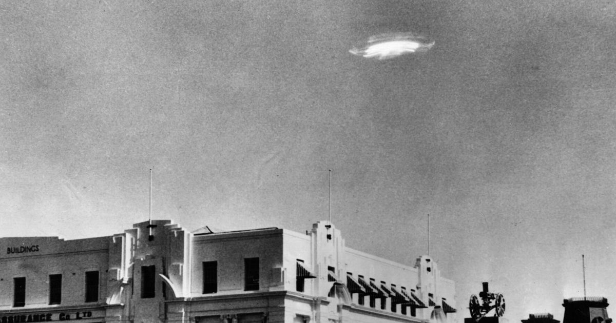 Here Are 10 Crazy Theories People Have About Aliens | HuffPost UK Tech