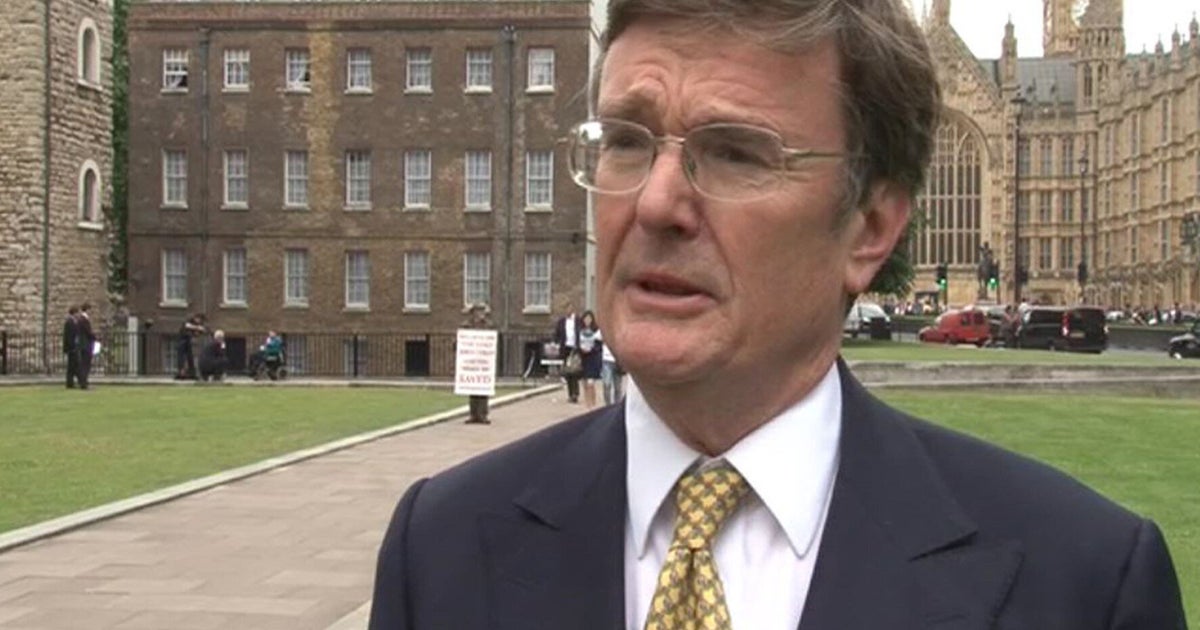 Lord Oakeshott Bankrolling Labour Candidates | HuffPost UK Politics