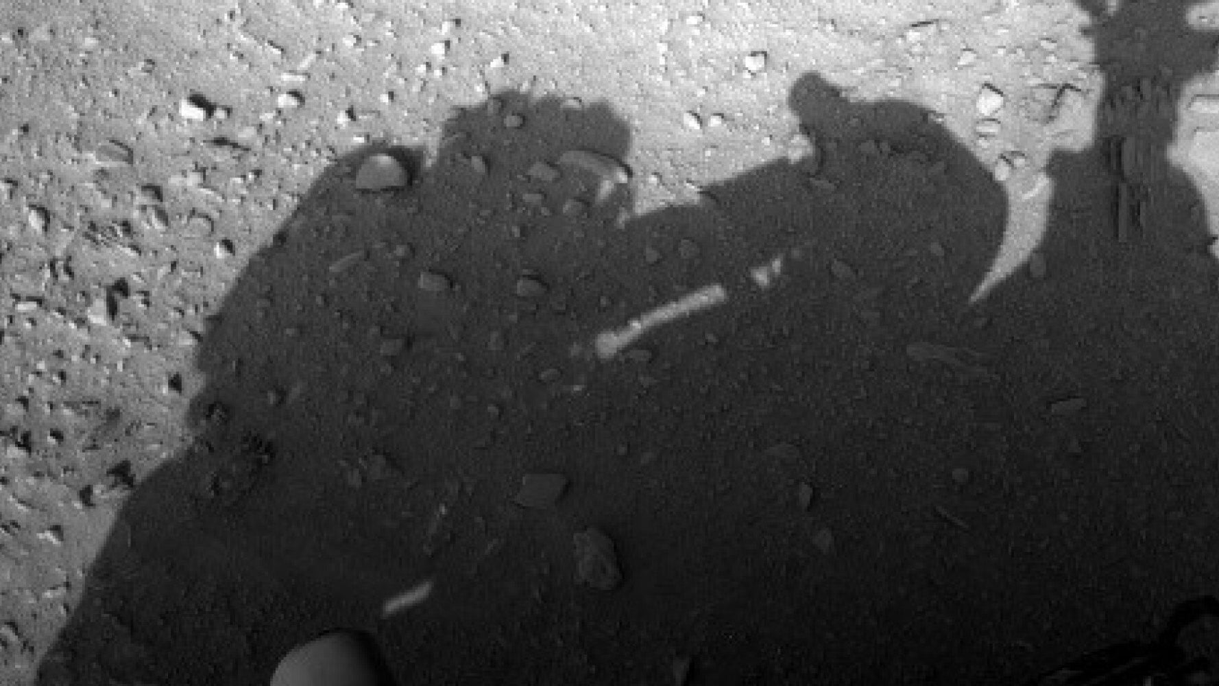 'Human' Shadow On Mars Caught Messing With NASA's Curiosity Rover ...