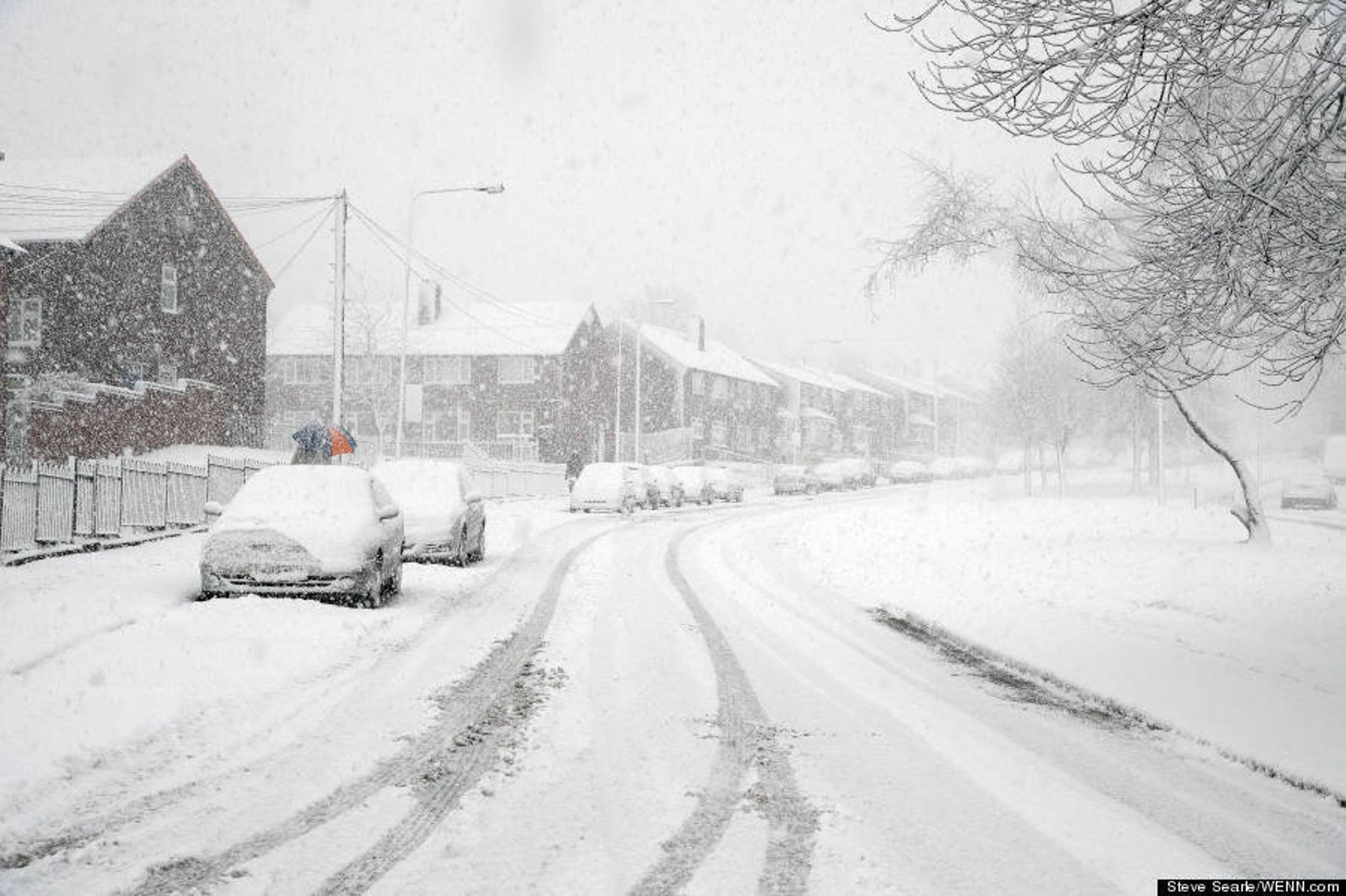 UK Weather Forecast Brings Thundersnow Storms And 6 Inches Of Snow ...