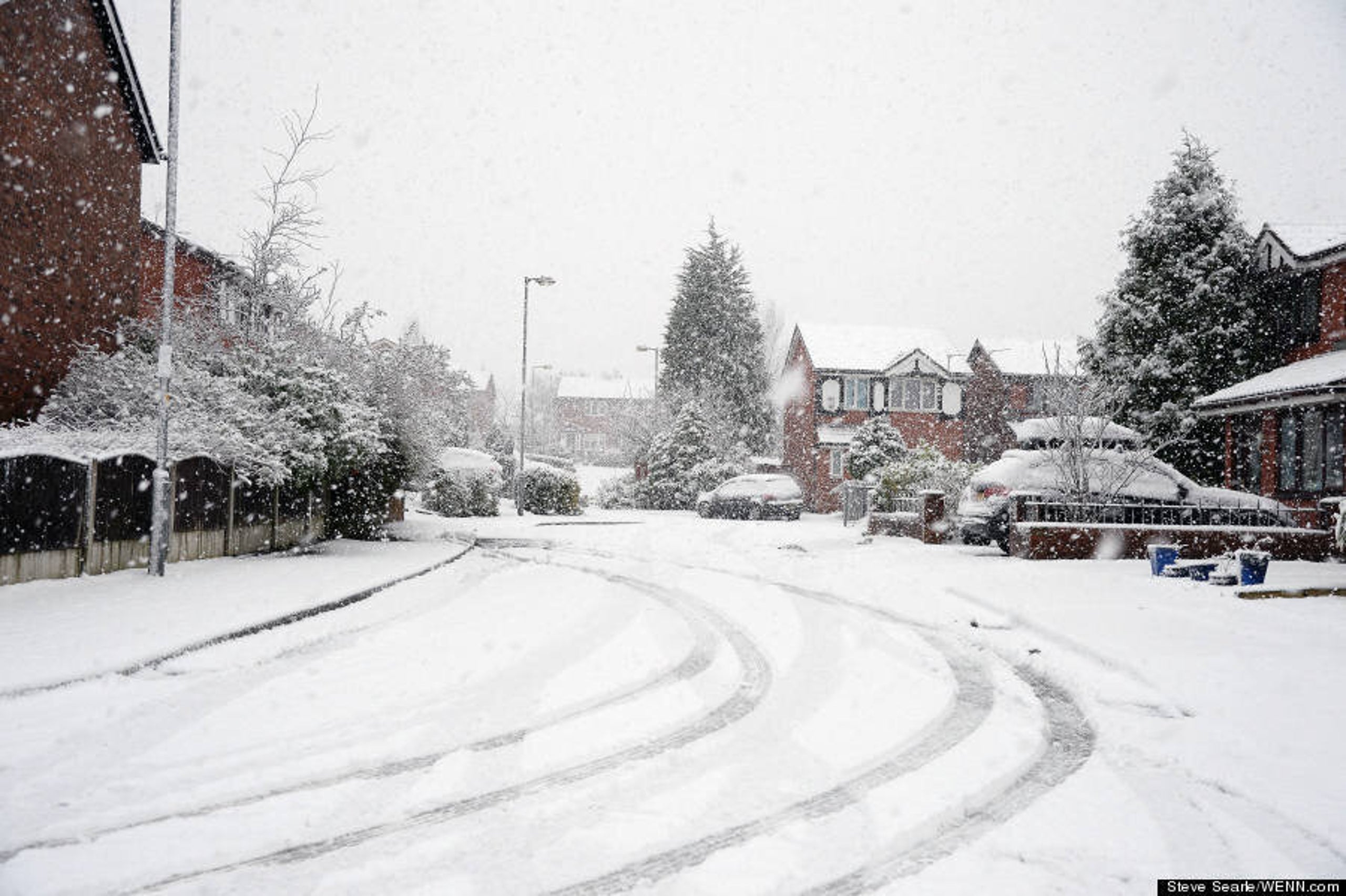 UK Weather Forecast Brings Thundersnow Storms And 6 Inches Of Snow ...