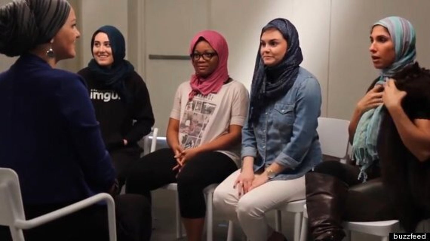 What Is It Like To Wear A Hijab? Four Women Cover Theirs Heads For A ...