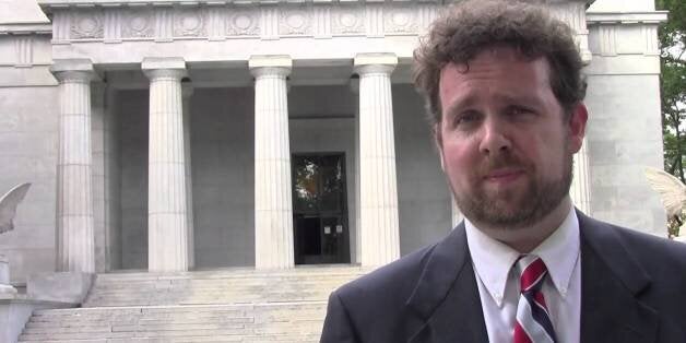 Comedian Connor Ratliff Goes A Bit Nuts On A Train | HuffPost UK