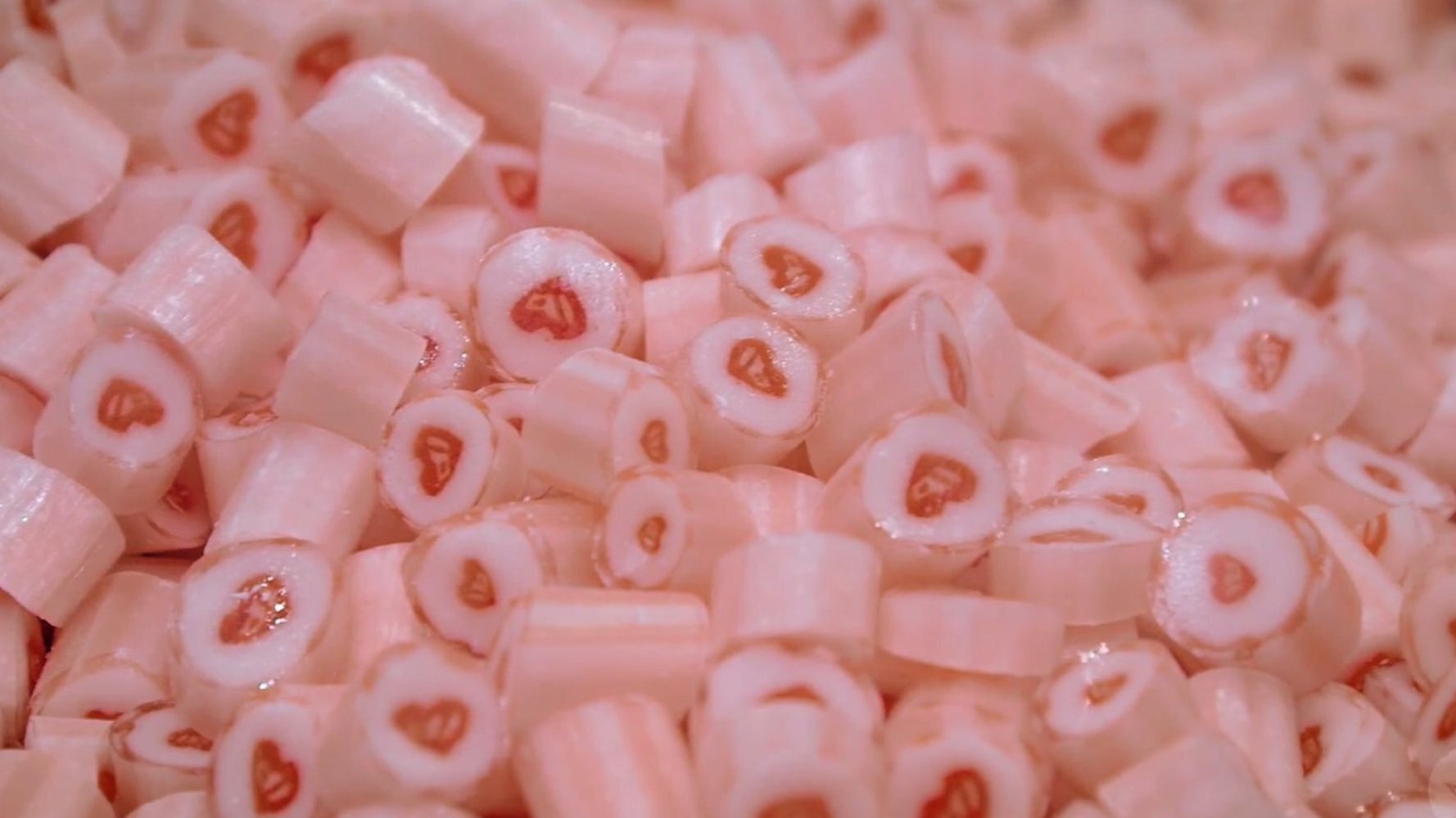Fascinating Short Documentary Shows How Custom-Designed Sweets Are Made ...