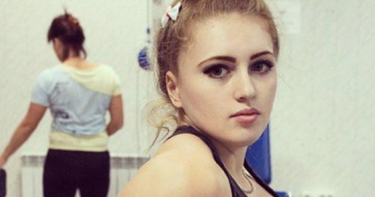 Meet 'Muscle Barbie' Julia Vins, The 18-Year-Old With A Face 'Like A ...